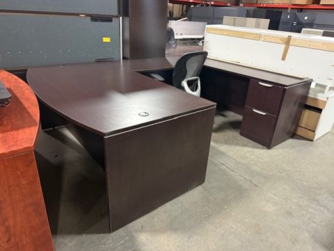 Desks | Atlanta Office Liquidators